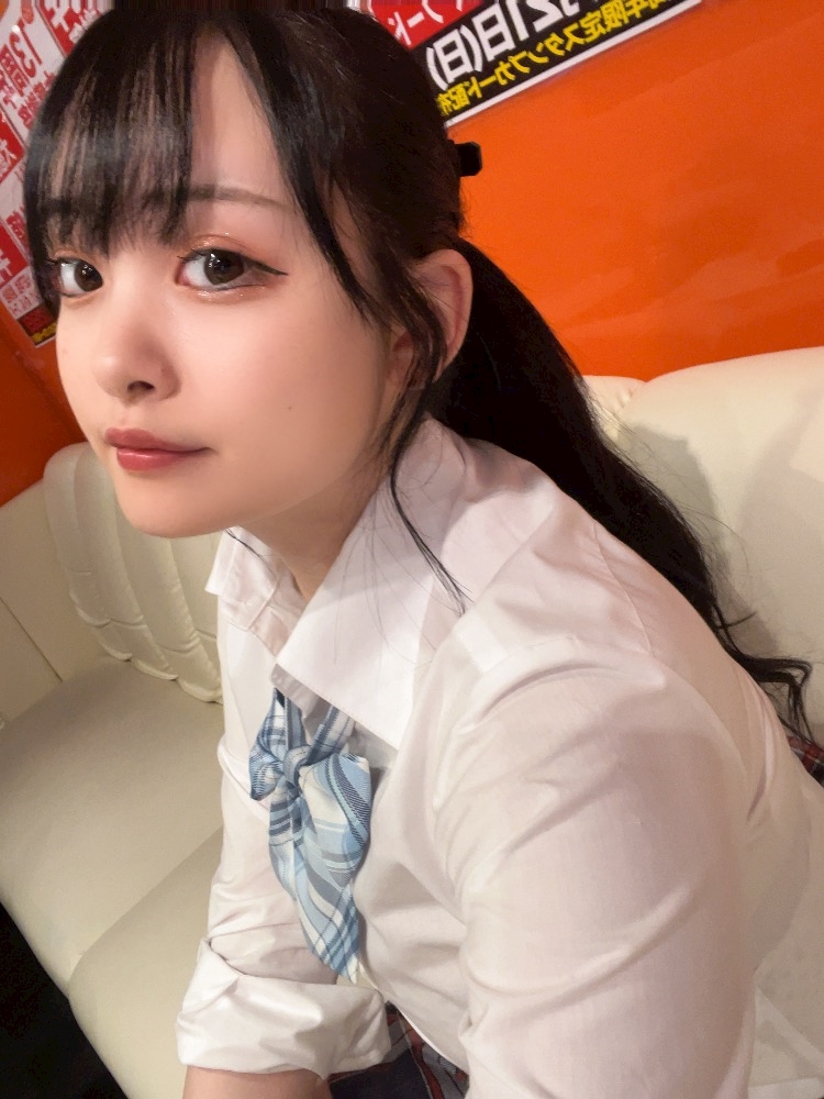 職業配信者って言われがち﫢 ｜【OliveIKB】池袋西口素人JK制服素人キャバクラオリーブ池袋公式サイト