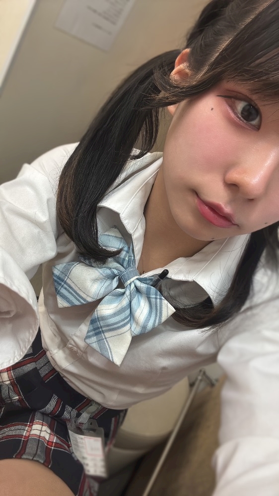 2月のマンデーショーまで後少し！！｜【OliveIKB】池袋西口素人JK制服素人キャバクラオリーブ池袋公式サイト